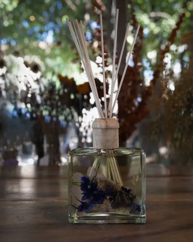 Rosy Rings | Roman Lavender Botanical Diffuser | The Ruffly Rose